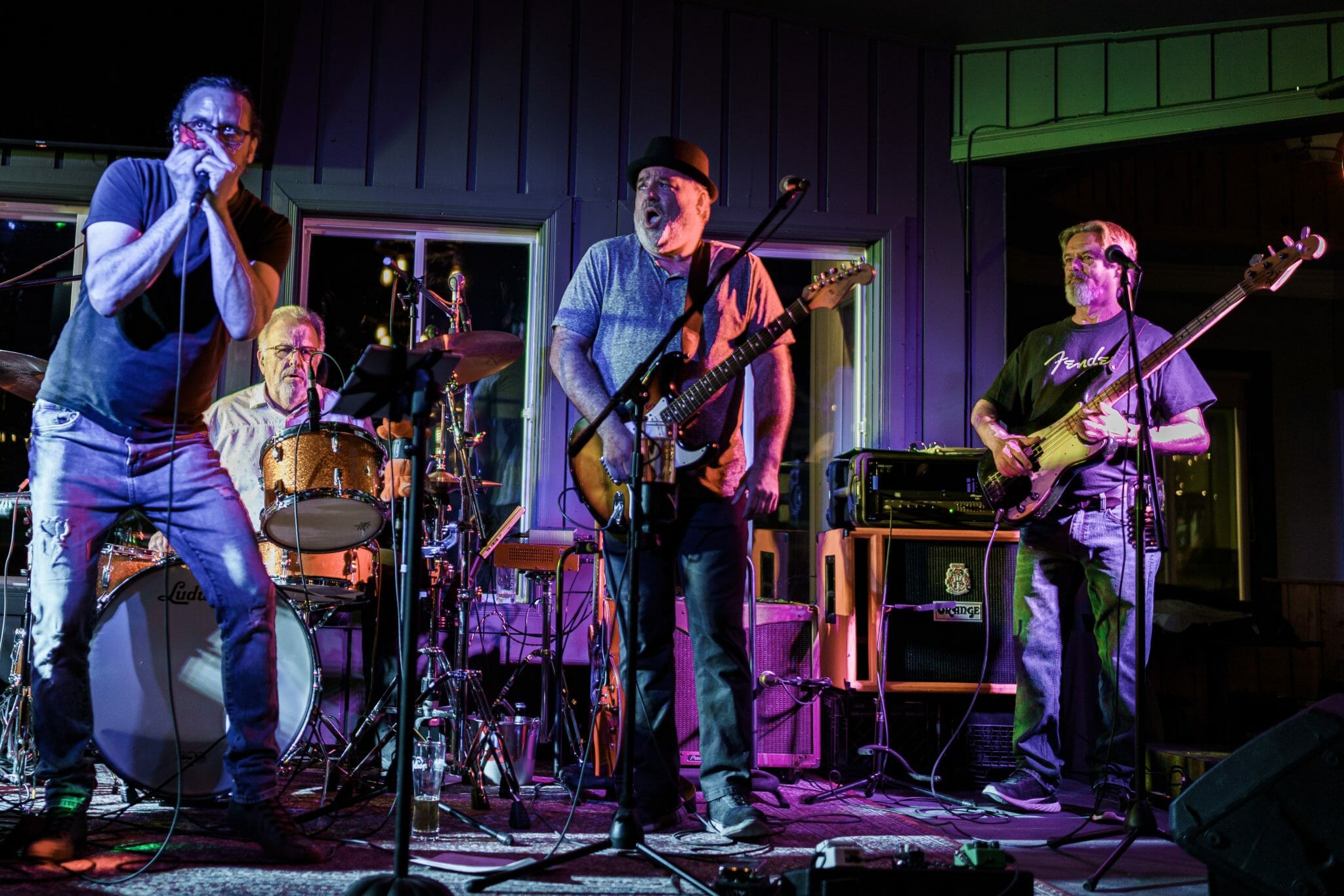 Bar de l'Encan | La place à party dans l’Est de Gatineau